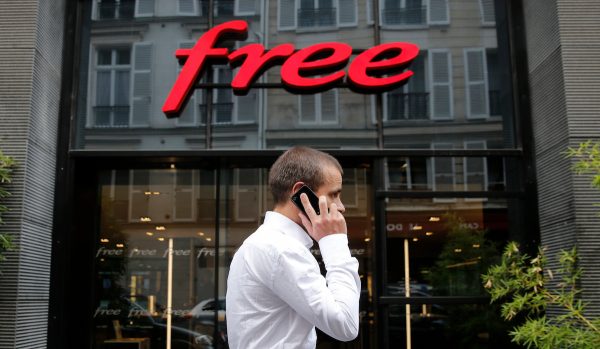 Free Mobile eSIM and SIM Cards Detailed Guides for Tourists